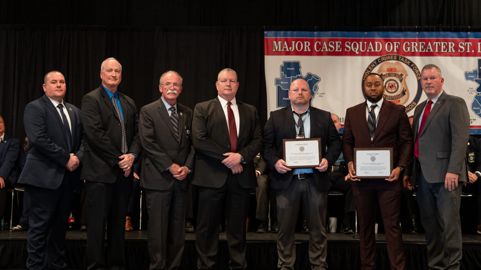 SLMPD Detectives Sherrill and Edwards Receive Major Case Squad Award ...